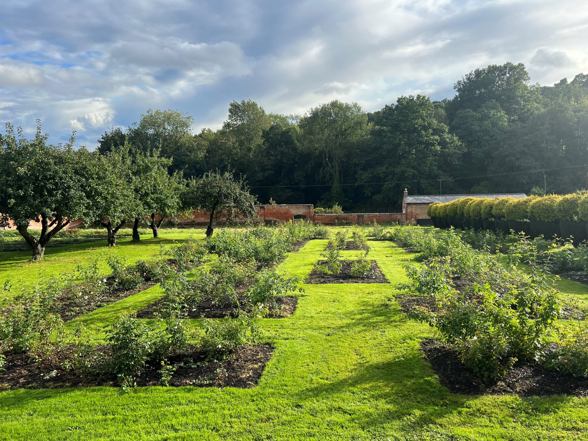 Doddington Place Gardens - » Stokesay Flowers Faversham, Sittingbourne ...
